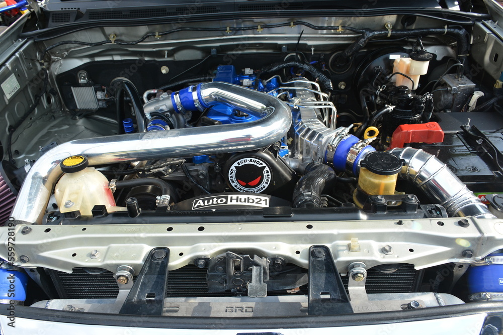 Toyota fortuner suv engine at G fest car show in Quezon City ...