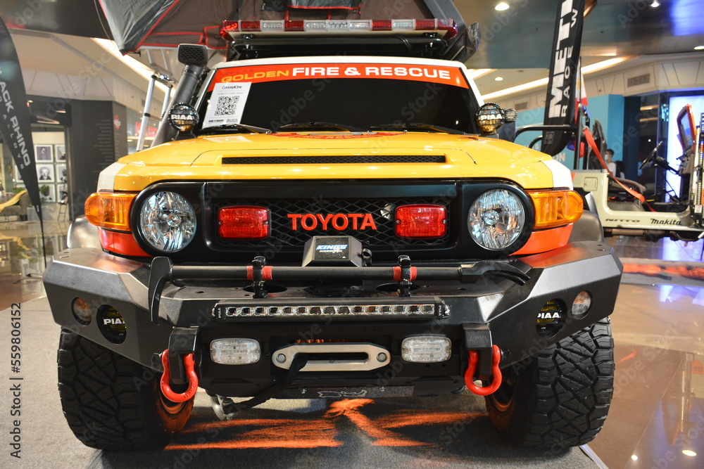 Toyota fj cruiser at Concept one offroad rigs display in Quezon City ...
