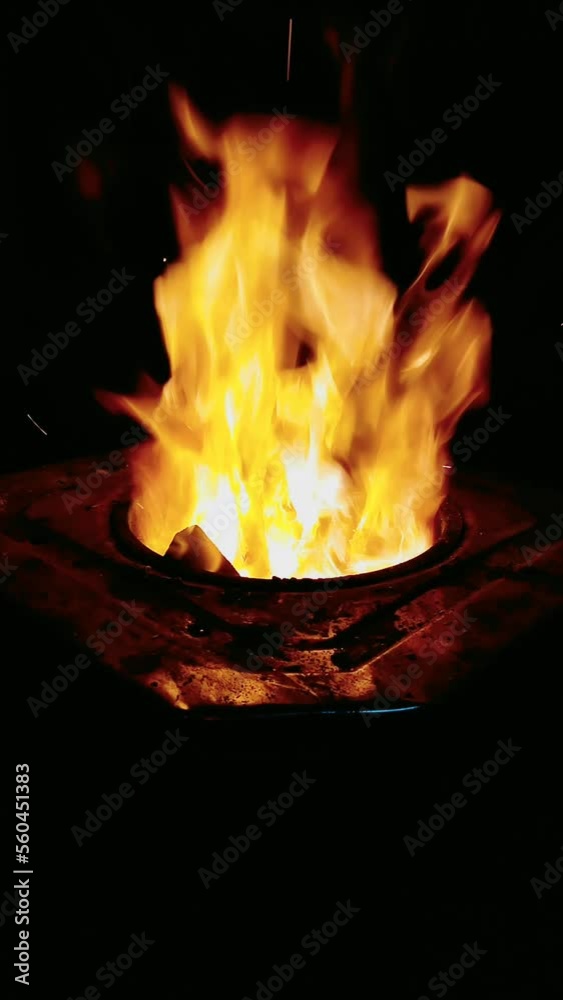 Bonfire wood fire bonfire-night, night, campfire, wood-fire burning ...