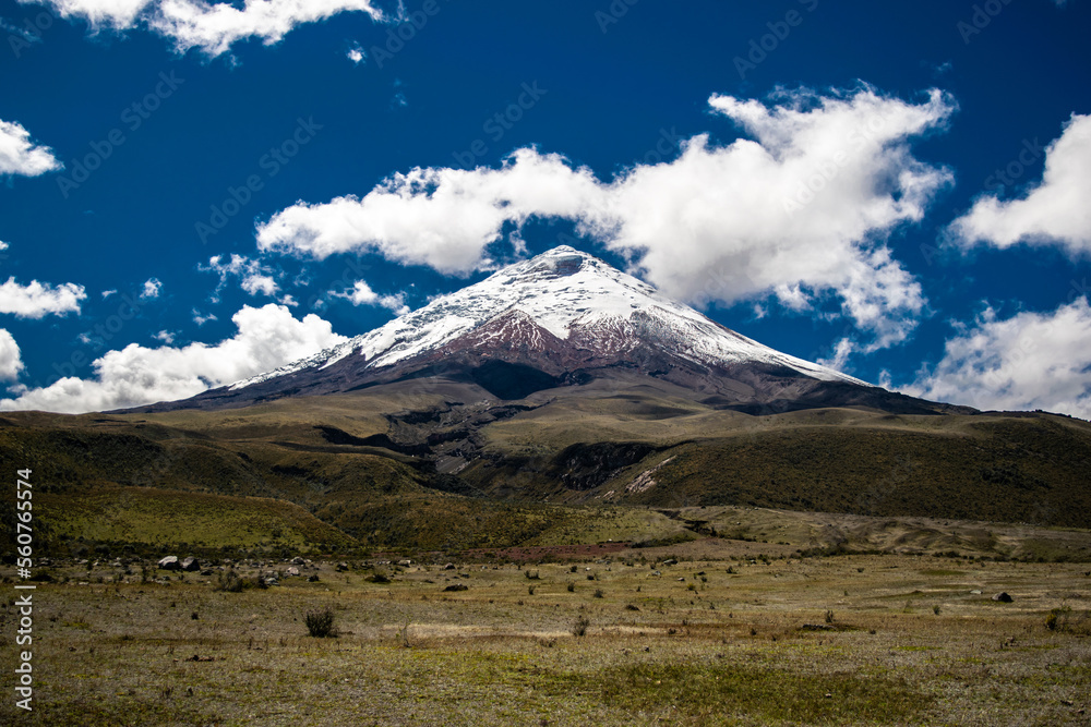 Cotopaxi Volcan Nevado Cordillera de los Andes Ecuador Turismo Viajar ...