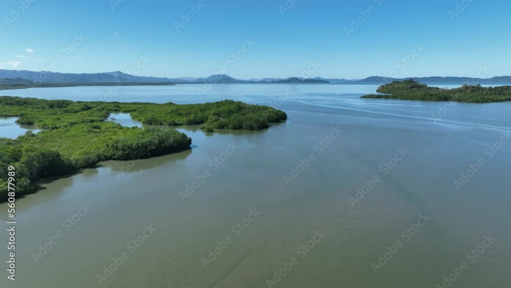 Golfo de Nicoya, Isla Venado, mangrove and other tropical islands in the Pacific of Costa Rica ...