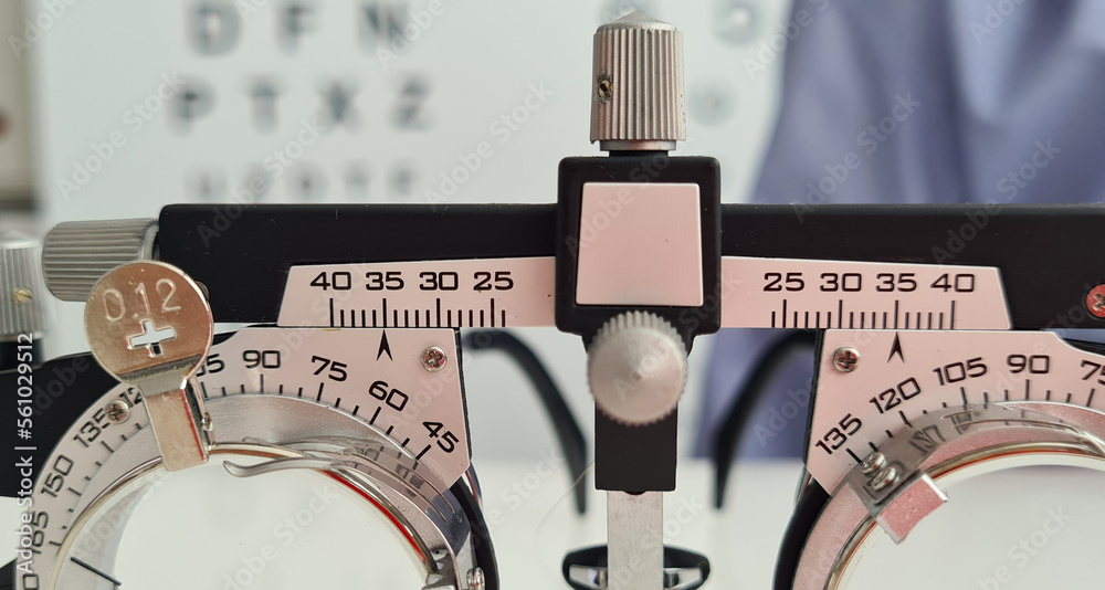 Glasses for selection of lenses in optics for glasses and ophthalmology ...