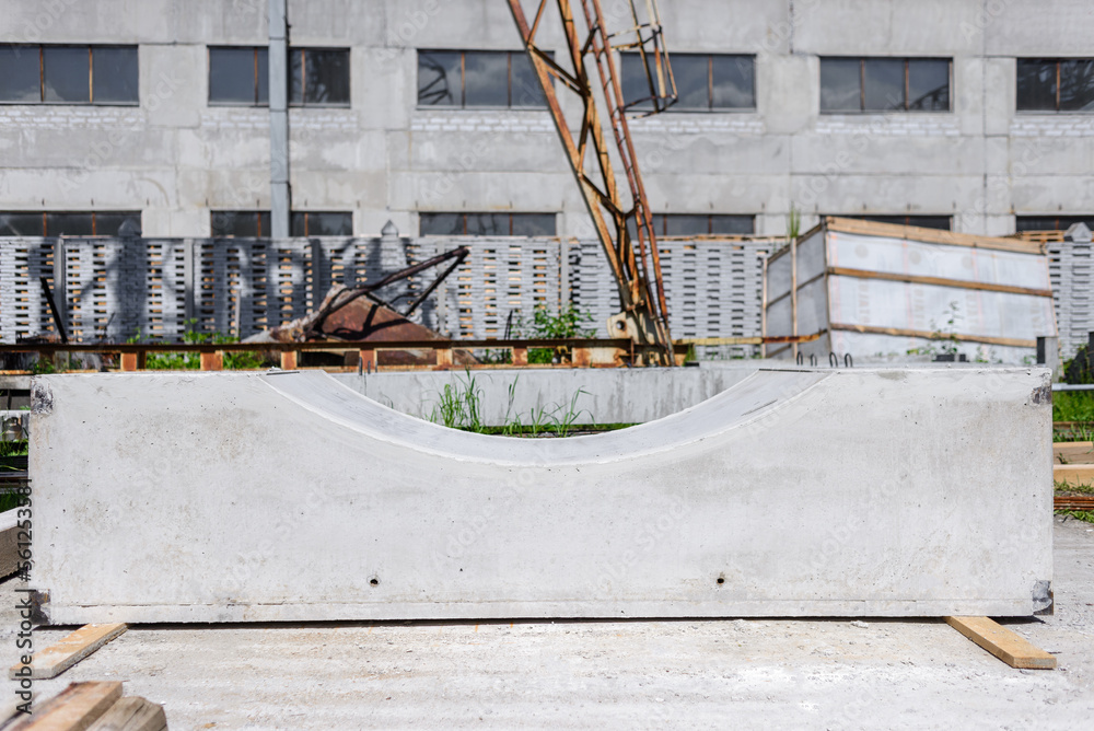 Precast concrete according to individual drawings, factory warehouse ...