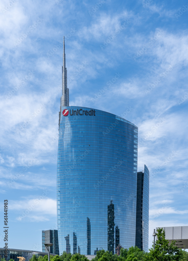 Milano, Italy. The iconic Unicredit tower at Gae Aulenti square ...