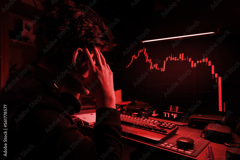 Stress Business man look at the Computer Screen, The red crashing ...