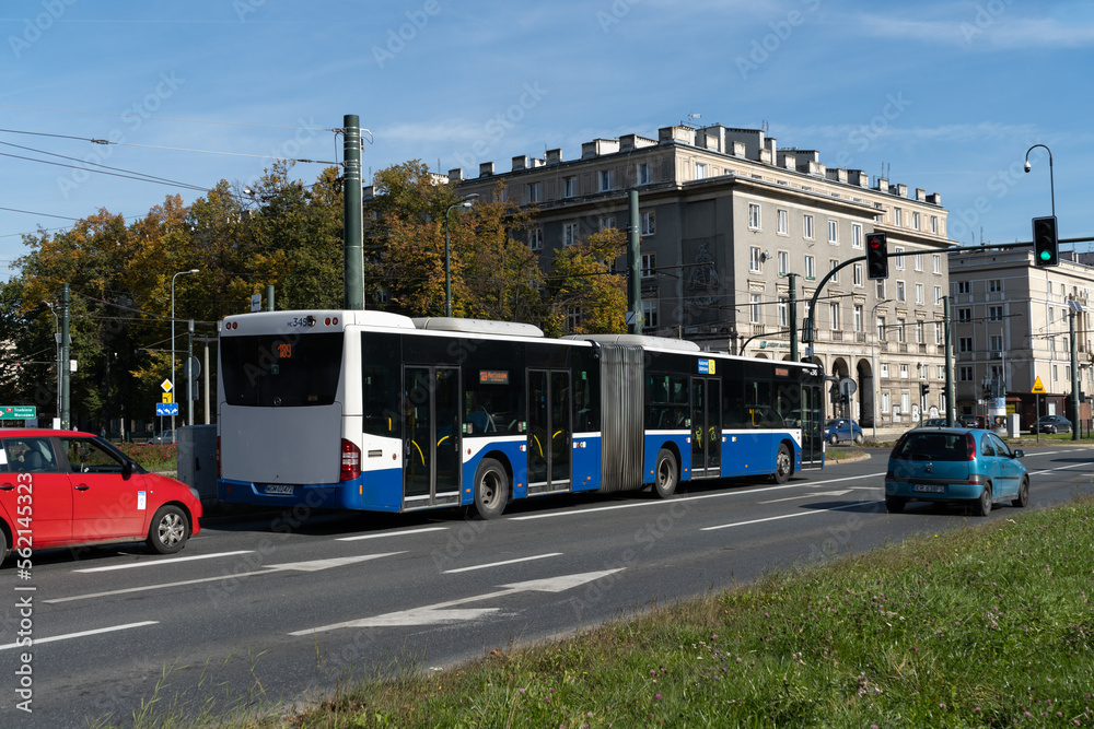 Mercedes-Benz Conecto G articulated bus at Plac Centralny Ronald Reagan ...