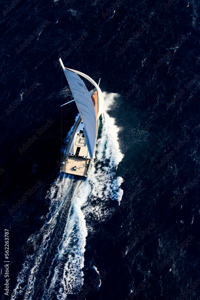 Nacira 67 designed by Axel de Beaufort. The result is a wide planning ...