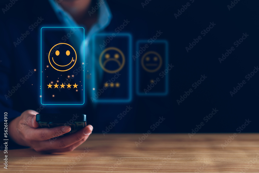 Foto de Customer service and Satisfaction ,business man giving Feedback ...