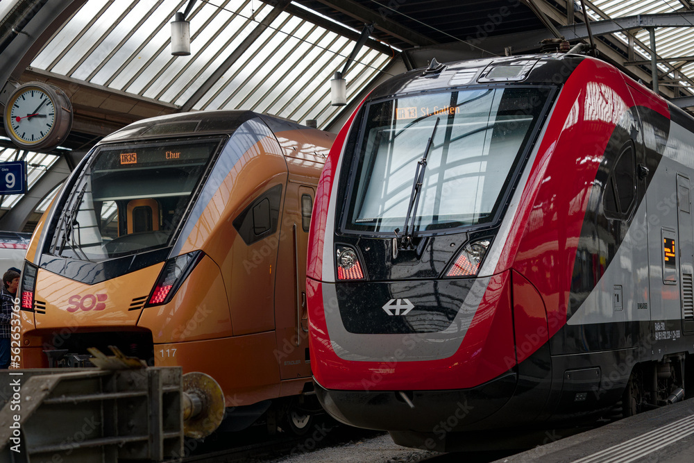 Golden SOB train destination Chur and SBB train destination St. Gallen ...