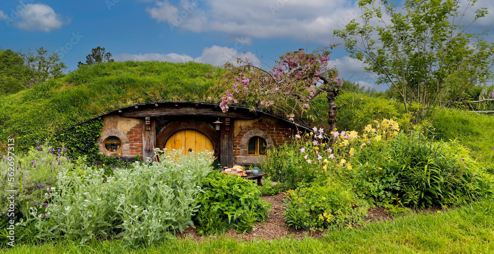 MATAMATA- NEW ZEALAND -NOVEMBER -2- 2022: Hobbiton - movie set created ...