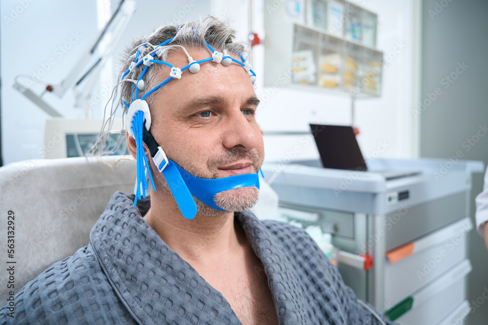 Patient in a medical clinic on an EEG - electroencephalography Stock ...