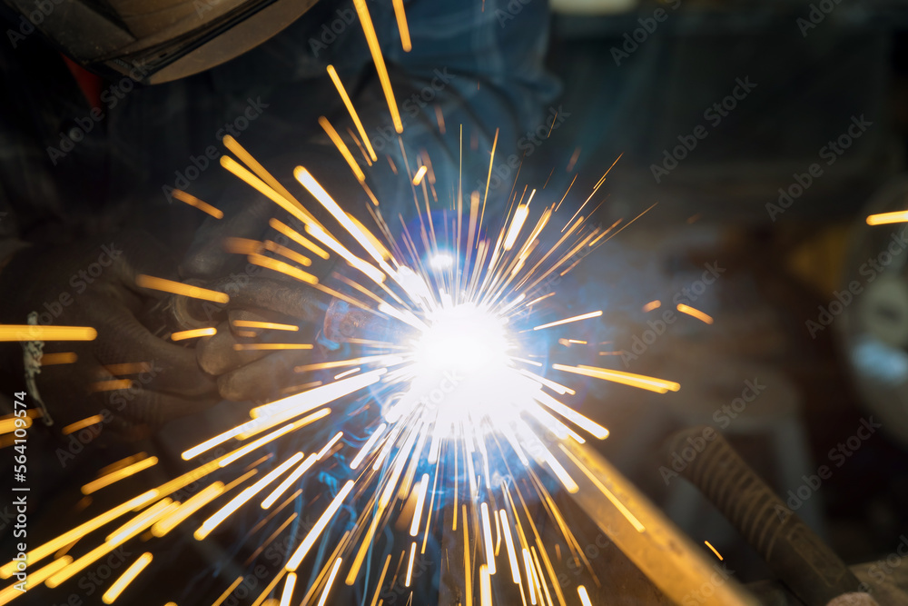 Using semiautomatic argon gas shielded welding semi-automatic machine ...