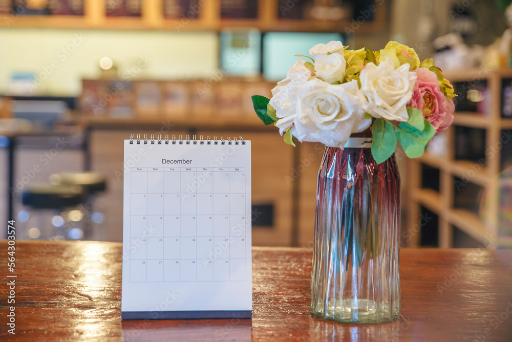 Calendar desk placed on business table. Desktop Calender for Planner to ...