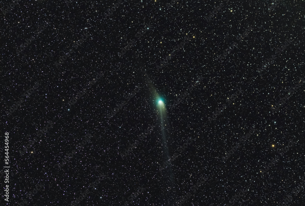 C/2022 E3 (ZTF), a long-period comet from the Oort cloud, photographed ...