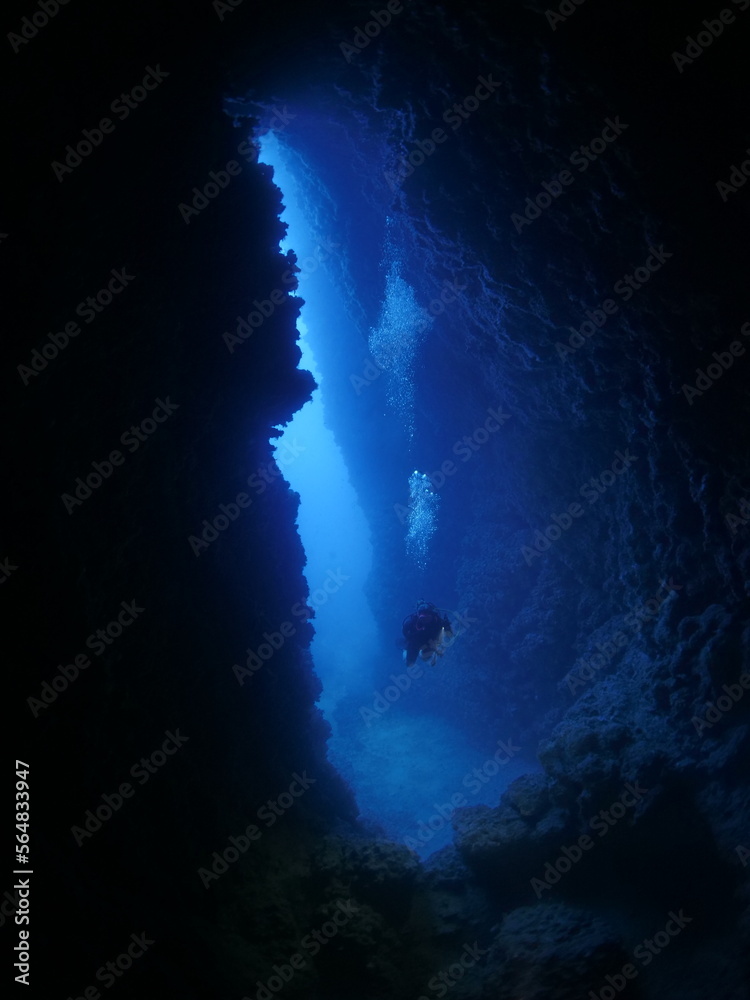 caves underwater cave dive blue reflection on surface background Stock ...
