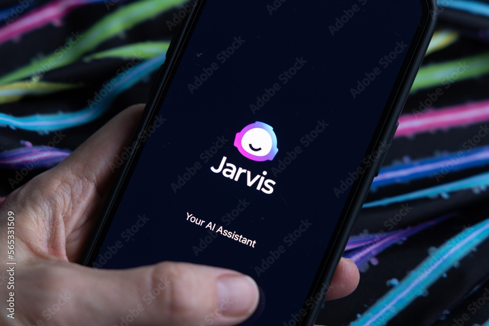 Foto de Woman's hand holding an iPhone with appstore and ChatGPT and ...