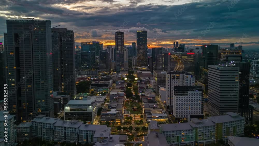 Experience the beauty of Bonifacio Global City from a bird's eye view ...