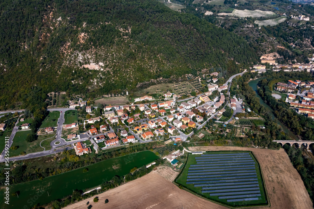 Fossombrone in Italy with Drone | Luftbilder vom Dorf Fossombrone in ...