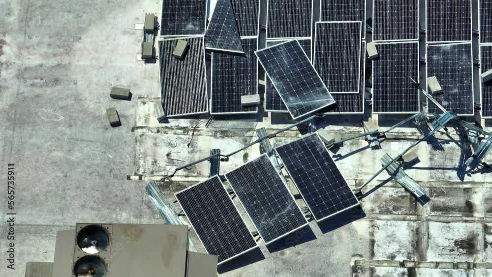 Stockvideo Broken down photovoltaic solar panels destroyed by hurricane ...