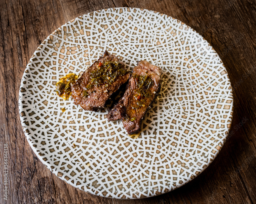 Chuletón, el corte de carne espectacular ya que estar pegado a la ...