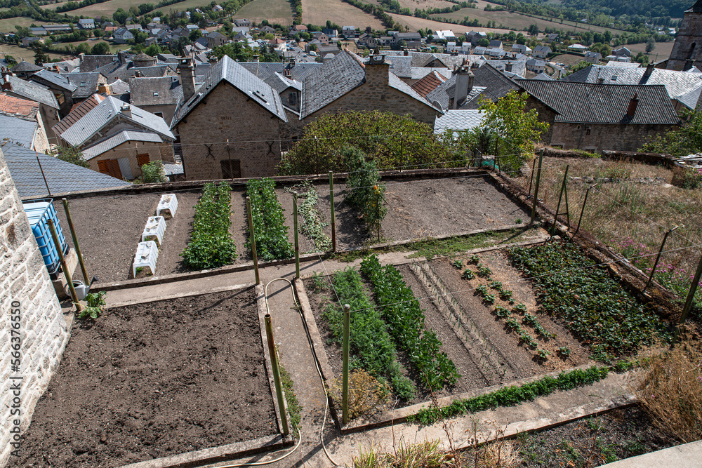 Vegetable garden in a typical and picturesque village in Aveyron ...