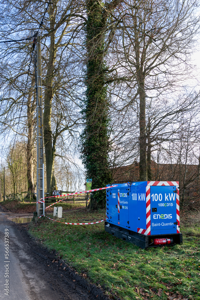 Groupe électrogène de secours Enedis 100 kW, raccordé à un poste de ...
