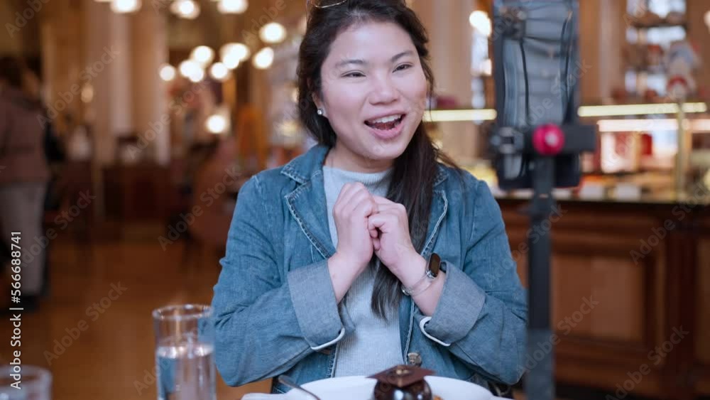 Asia travel vlogger introduce great menu famous restaurant while lives ...