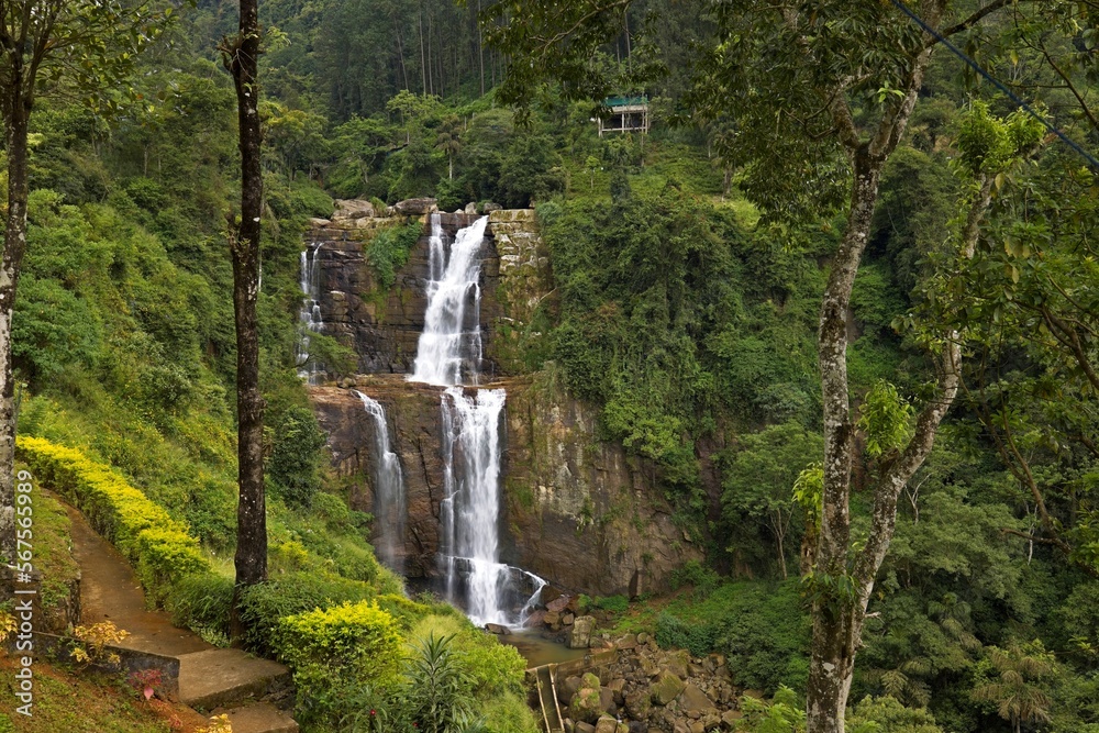 Beautiful Ramboda waterfall landscape in Sri Lanka. Ramboda Falls near ...