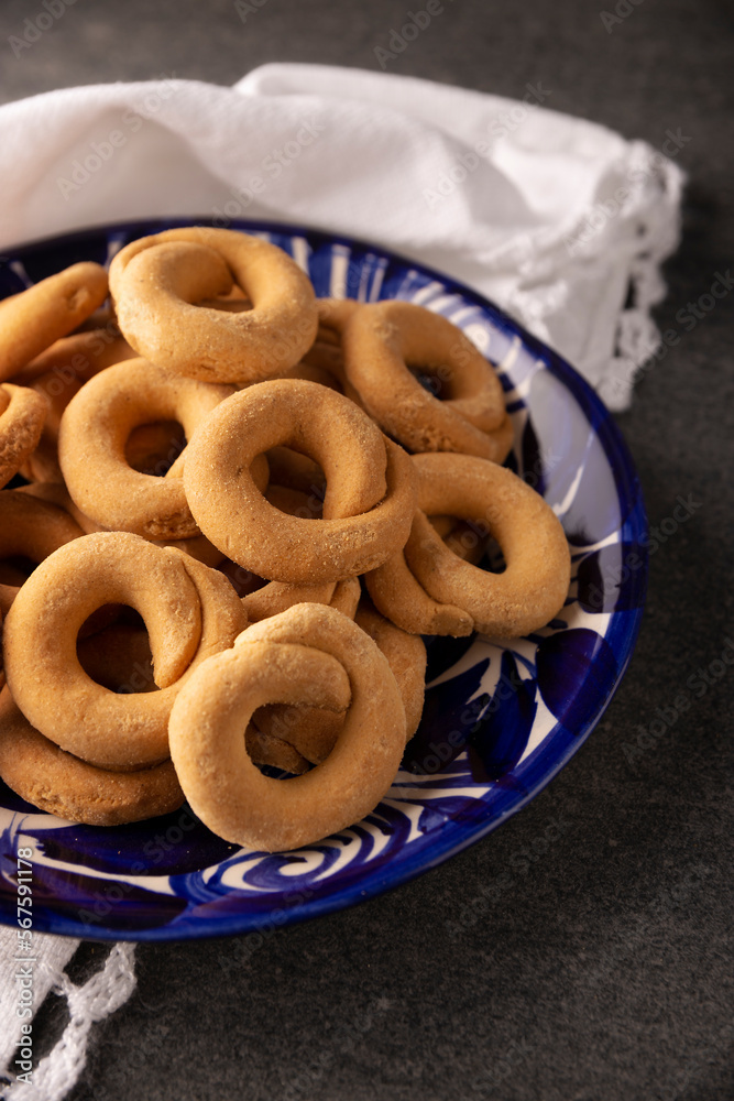 Coricos. Also known as Harinillas de maiz crudo, Tacuarines, Ensecos ...