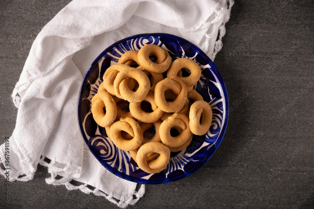 Coricos. Also known as Harinillas de maiz crudo, Tacuarines, Ensecos ...