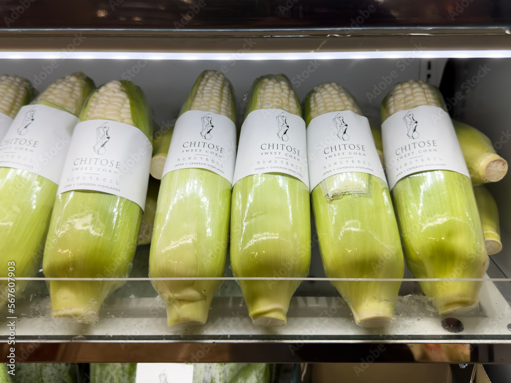 Foto de PENANG, MALAYSIA - DEC 30, 2022: Chitose Sweet Corn with ...
