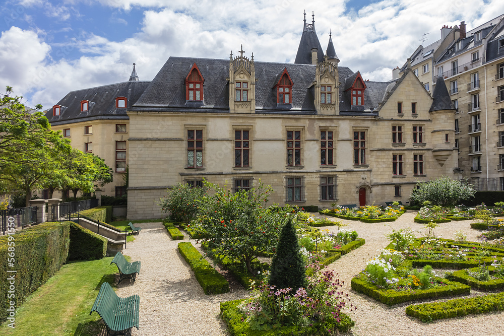 Forney art library inside former Hotel de Sens (15th Century) - rare ...