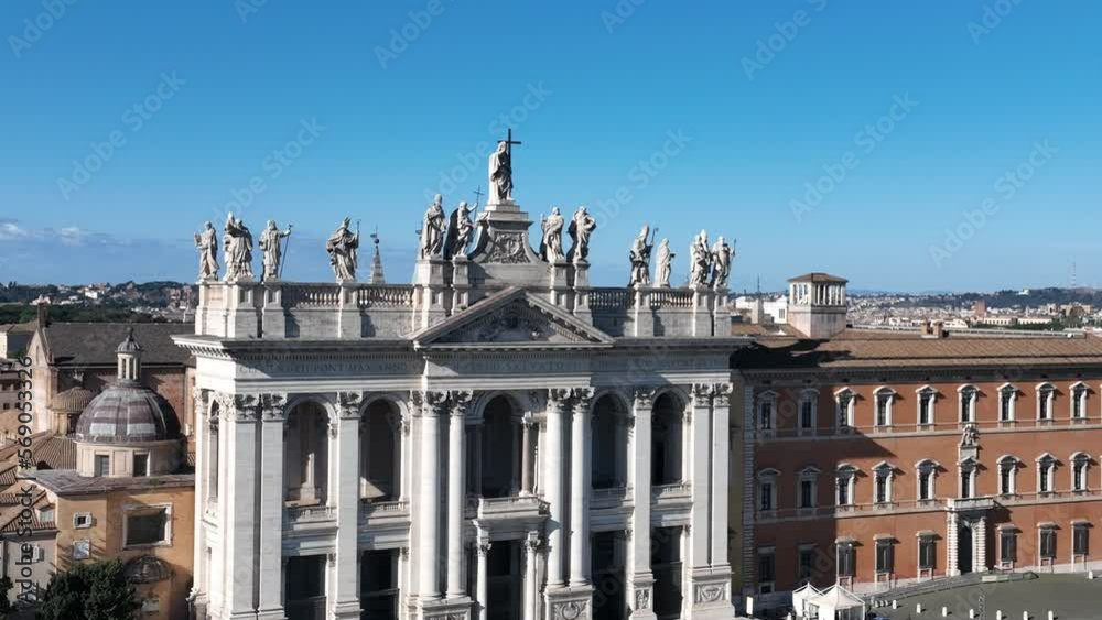 Vista aerea Panoramica della basilica di San Giovanni in Laterano ...