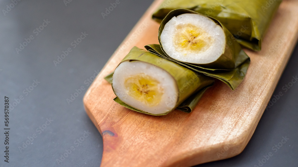 Nogosari is Javanese traditional food made from rice flour and coconut ...