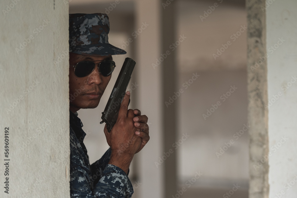 Police cop constable holding Pistol Is preparing to shoot bandit ...