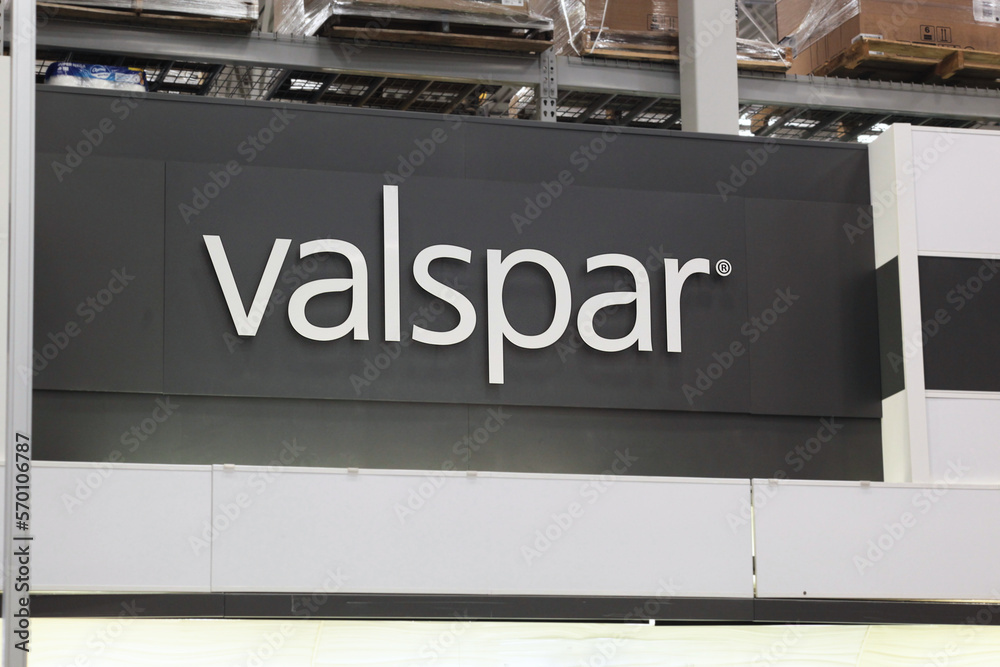 Honolulu, HI - December 29 - 2022: Valspar paint brand name logo on ...