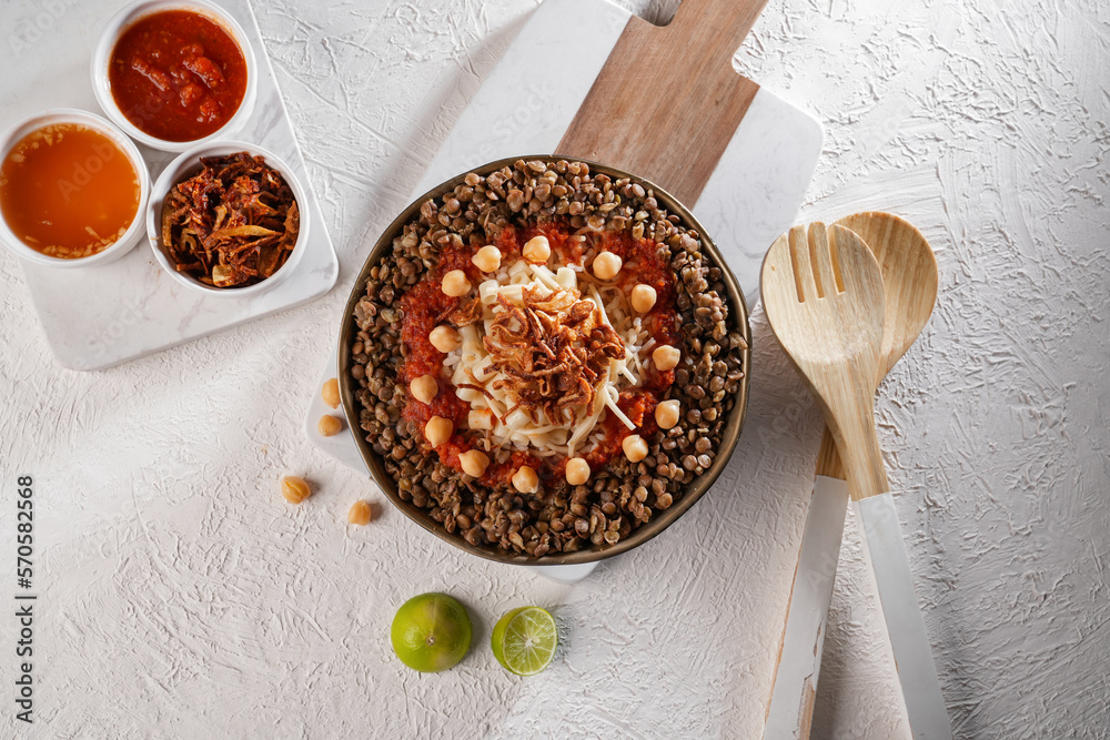 Egyptian Koshary images, Traditional Egyptian food, Delicious Koshary ...