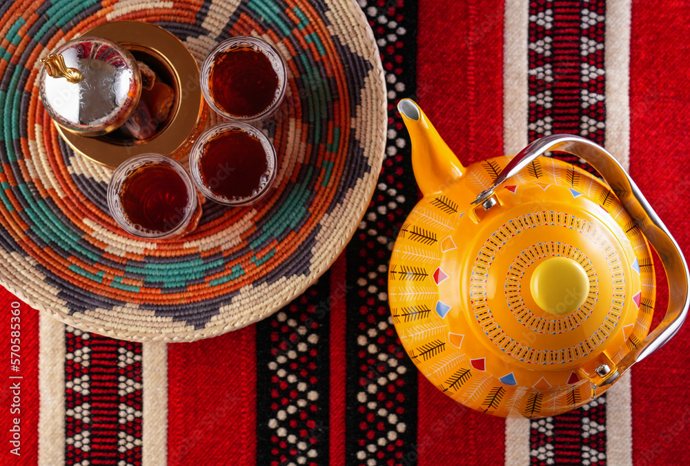 Arabic Traditional Hospitality (Saudi Arabia). Bedouin lifestyle ...