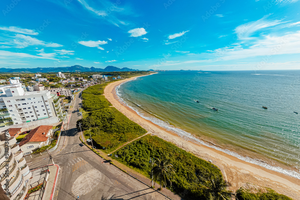 Imagem aérea das praias de Nova Guarapari, Peracanga, Guaibura e ...