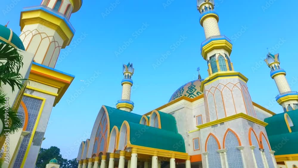 Islamic Center Lombok is a big Mosque in Mataram, Landmark Lombok ...