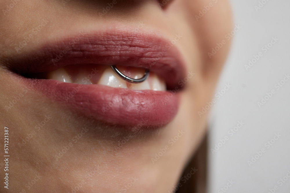 Labial Frenulum Piercing