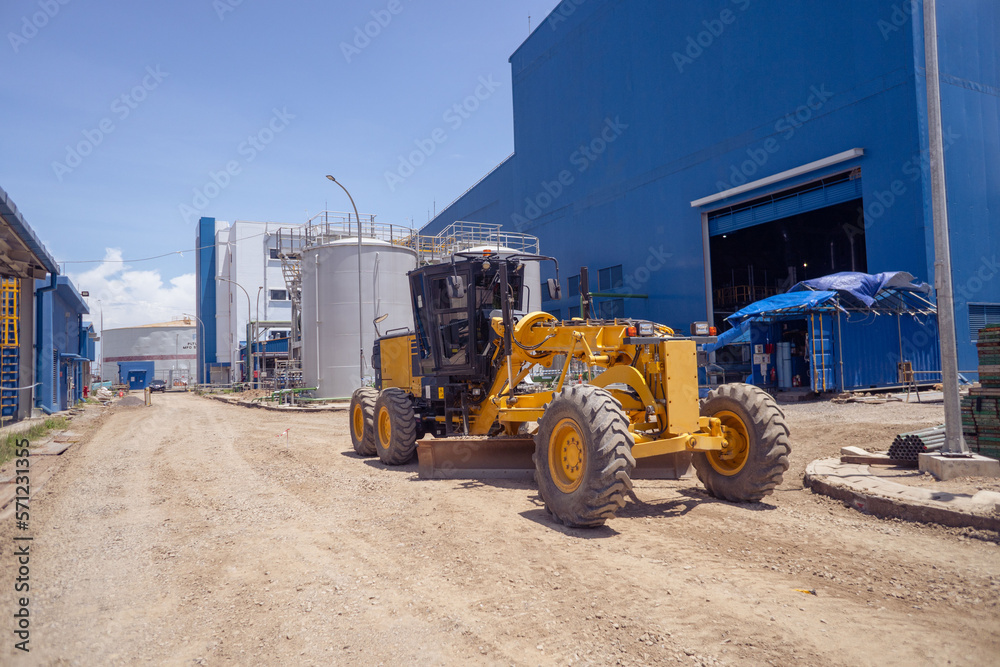 Land scraper and Vibro roller the heavy equipment for pretreatment road ...