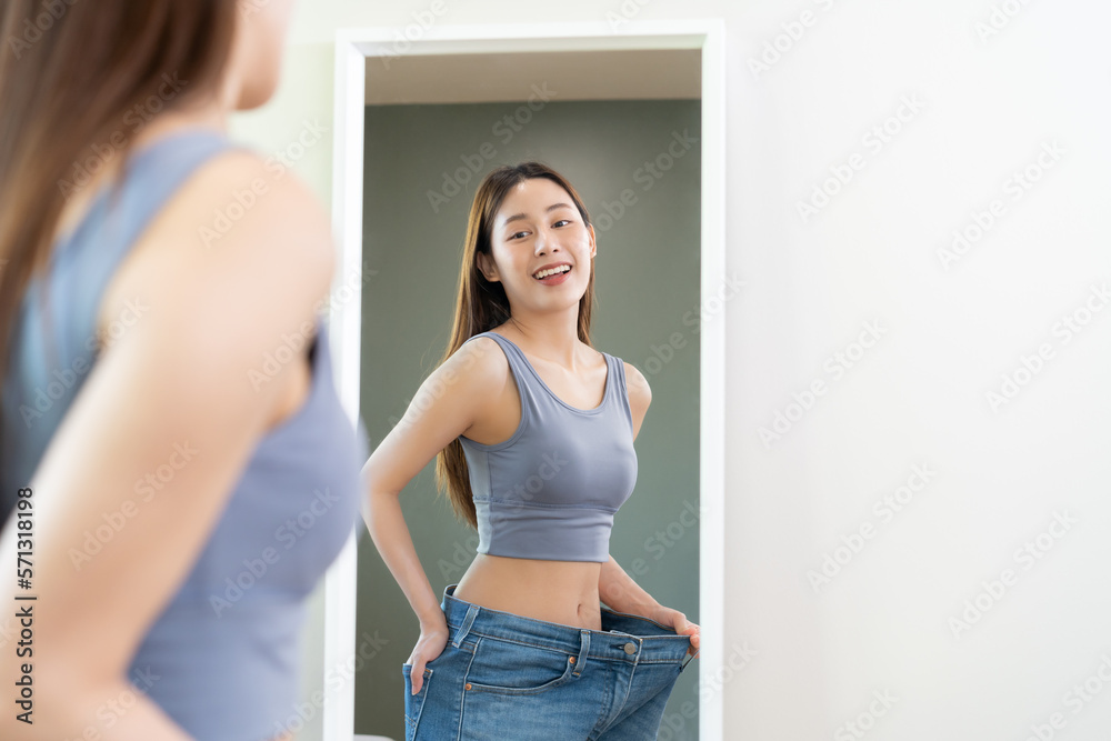 Foto de Shape slender, thin waist, attractive slim asian young woman ...