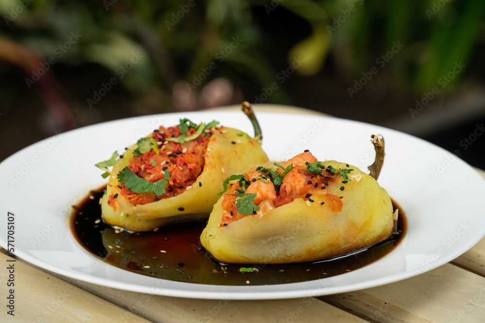 chiles caribe con relleno de camarón y marlín primer tiempo en ...