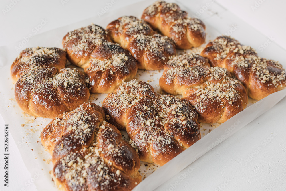 Stockfoto med beskrivningen Freshly baked Mucenici: a traditional food ...