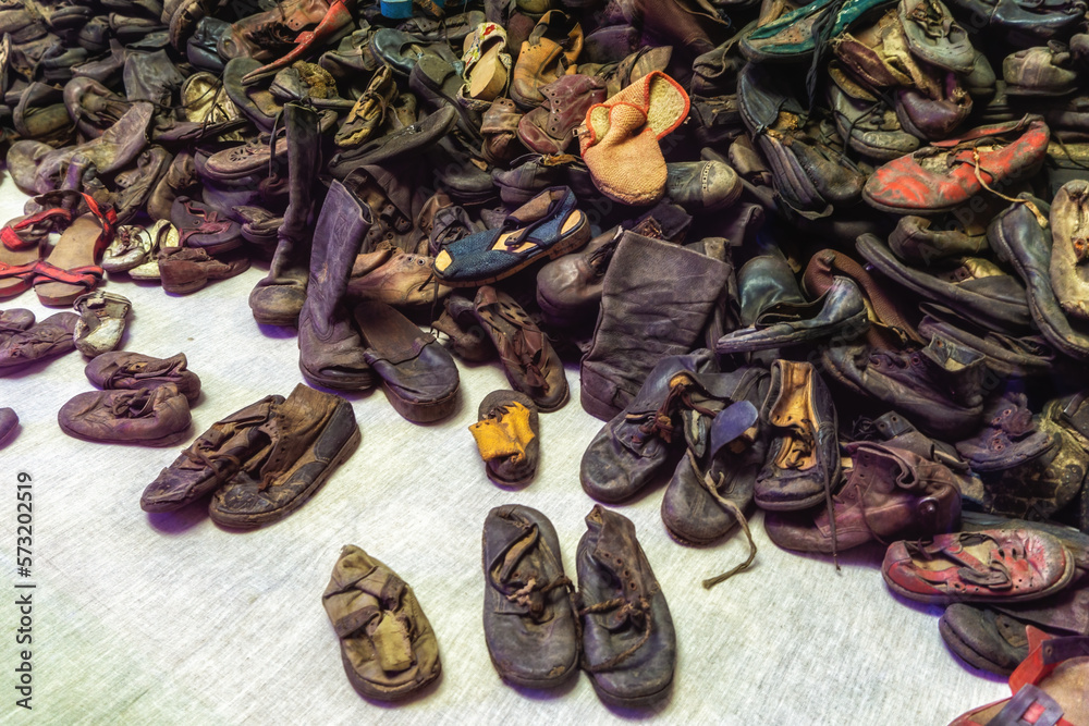 Prisoners shoes left in barracks of Auschwitz-Birkenau concentration ...