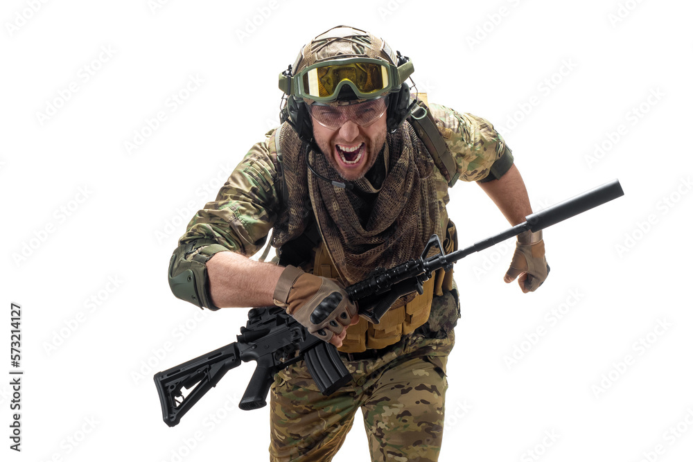 Foto de A professional mercenary soldier leaving the kill zone on ...