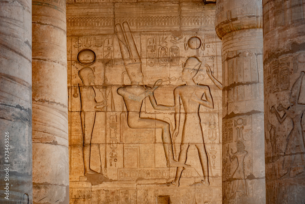 Foto de Hieroglyphic relief details from the Ramesseum, memorial temple ...