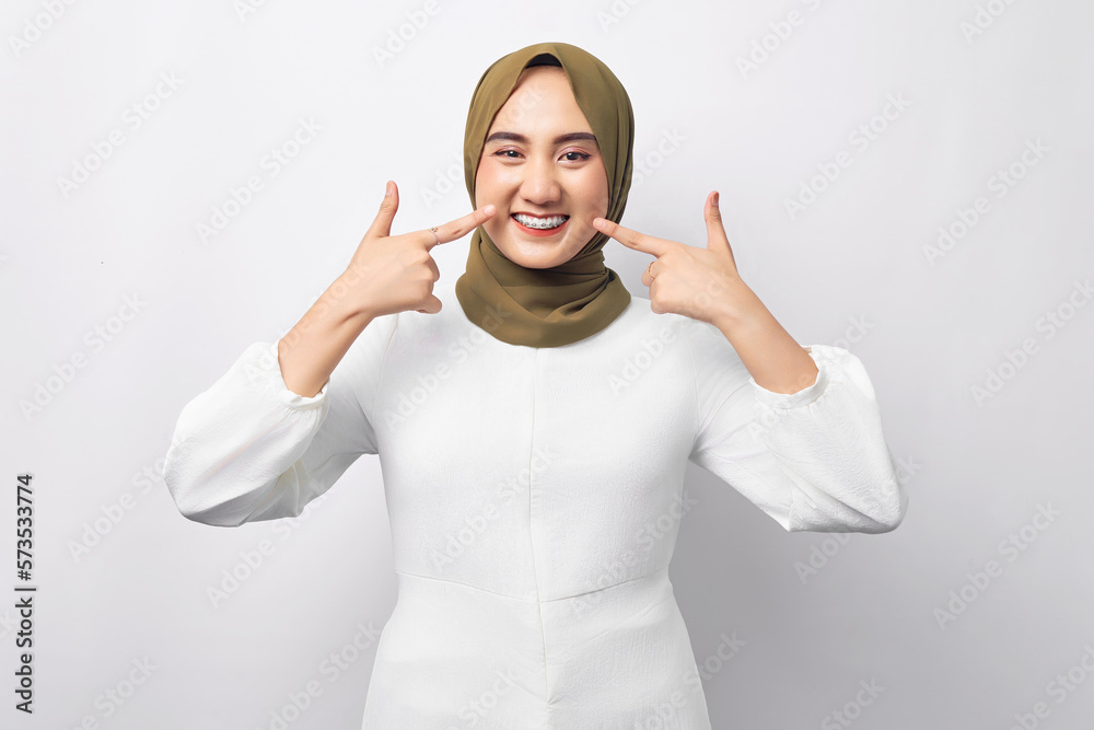 Beautiful smiling friendly Arabian Asian Muslim woman wearing hijab ...