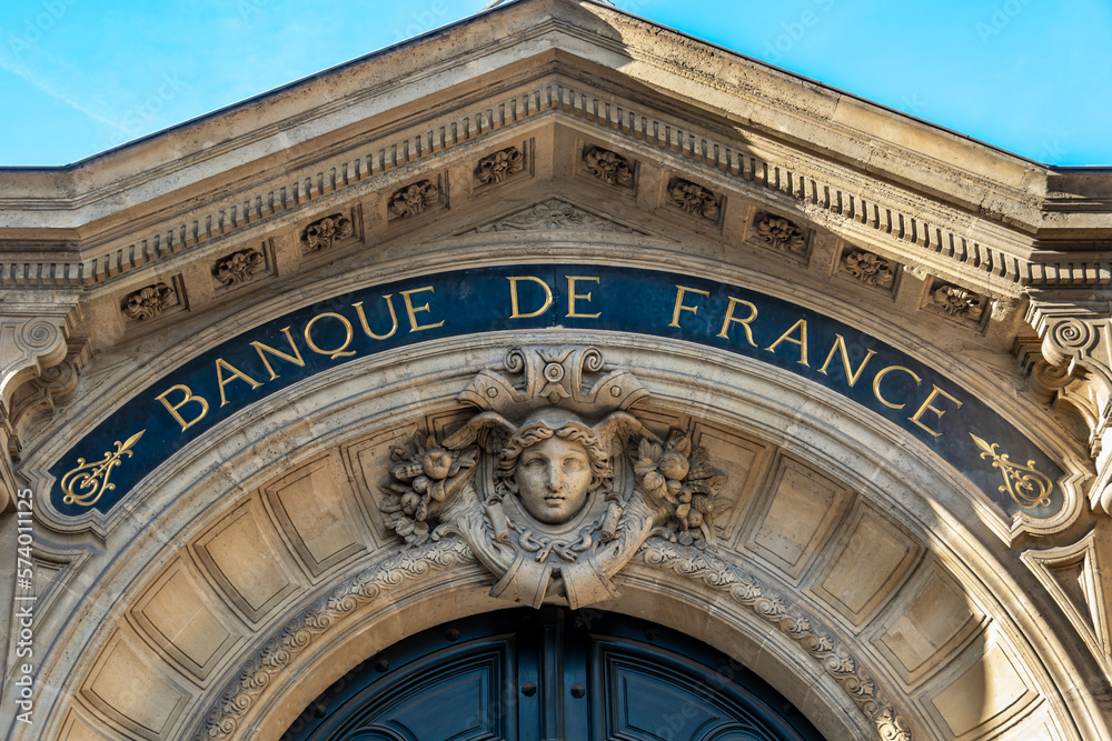 Paris, France - 21 février 2023: Vue extérieure du siège social de la ...